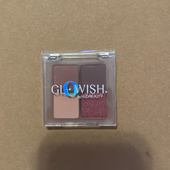 HUDA BEAUTY | Makeup | Huda Beauty Glowish Micro Mini Natural Eyeshadow ...